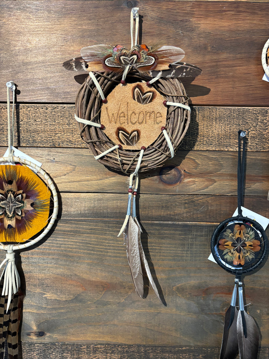 Wreath ornament – Rebecca Maracle Mohawk Feathersmith